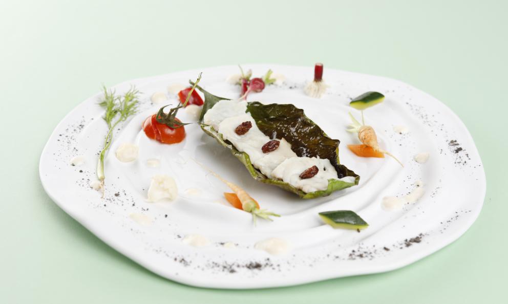 Ricette d'autore - Dentice imperiale, provola e uvetta: la ricetta di ...