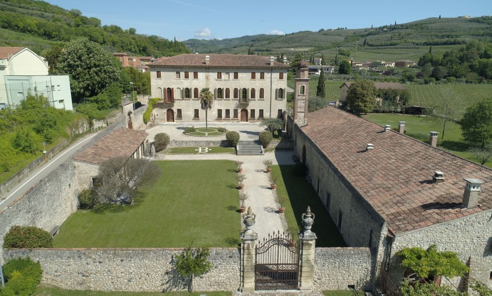 In cantina - Burato e la Valpolicella: per trovare il giusto equilibrio ...