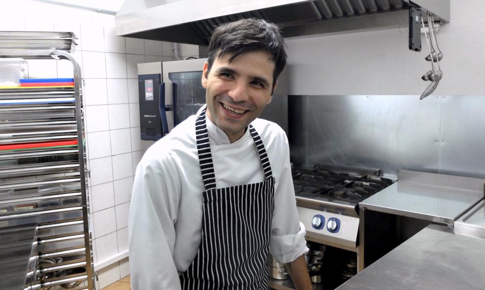 Carlo Mangio - Il nuovo Coxinendi di Davide Atzeni racconta l'anima golosa